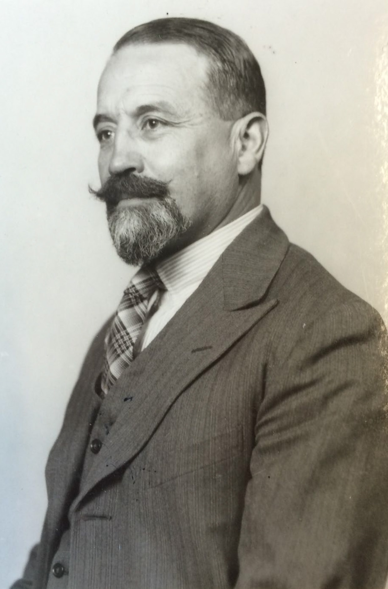 About - Edward Clarence Evelyn Dyason